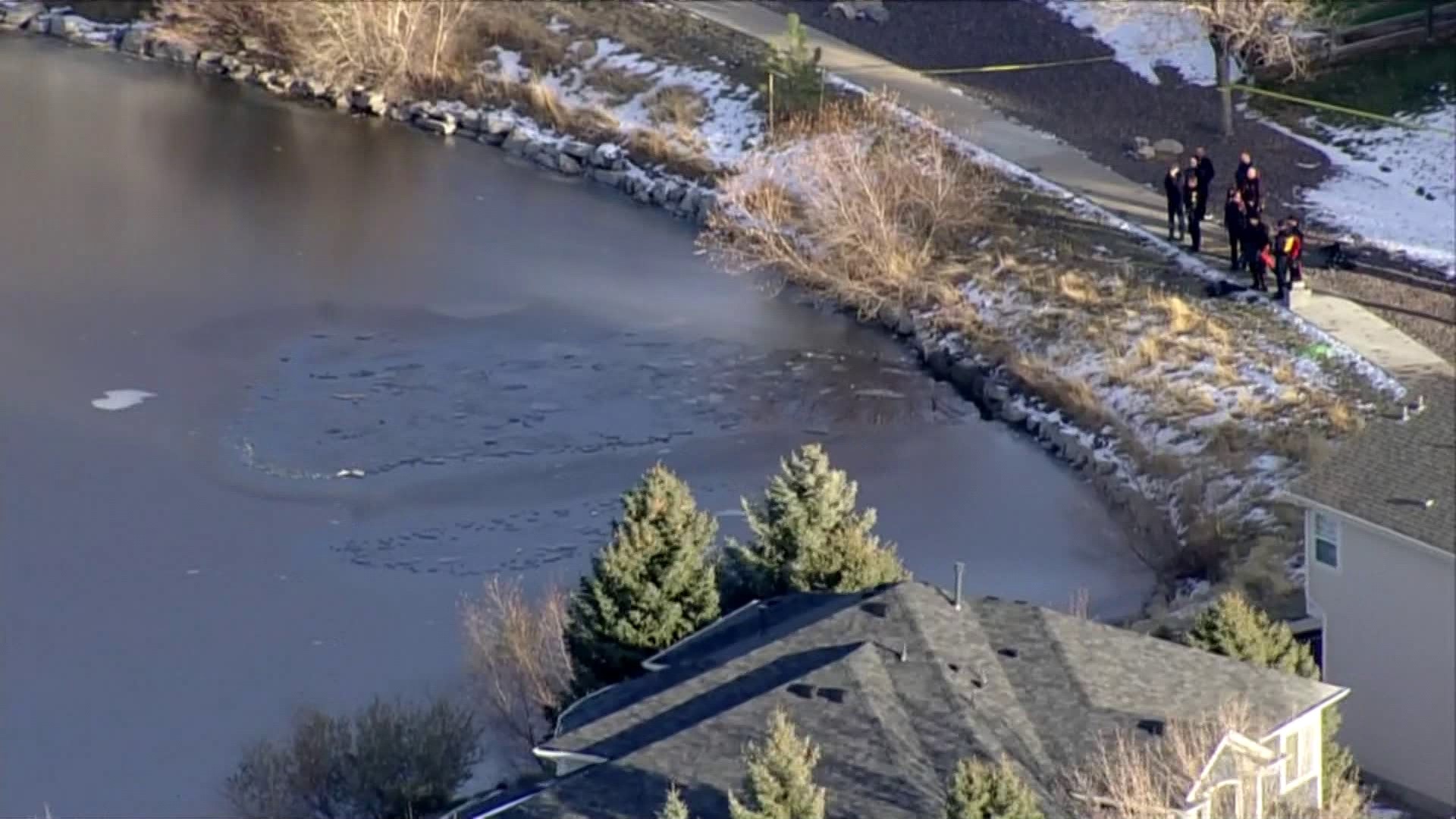 4 children fall through ice into lake, 1 taken to hospital | 9news.com