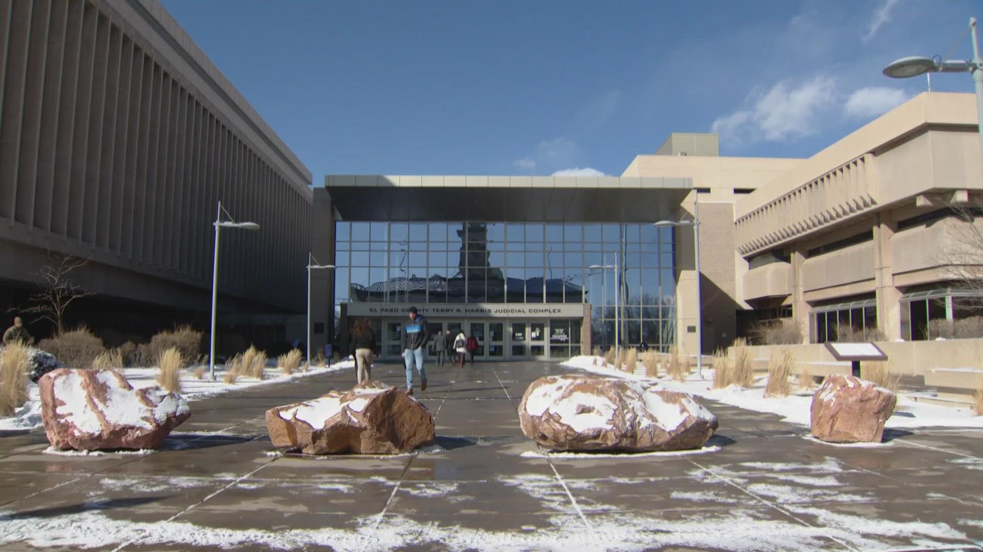 Extended headlines and weather for Friday morning | 9news.com