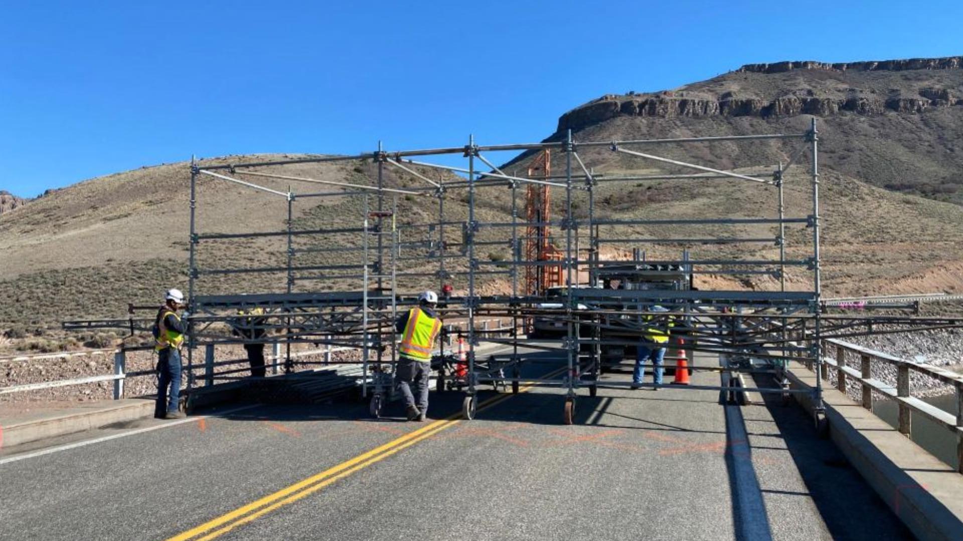 More resources brought in to help on closed Colorado bridge | 9news.com