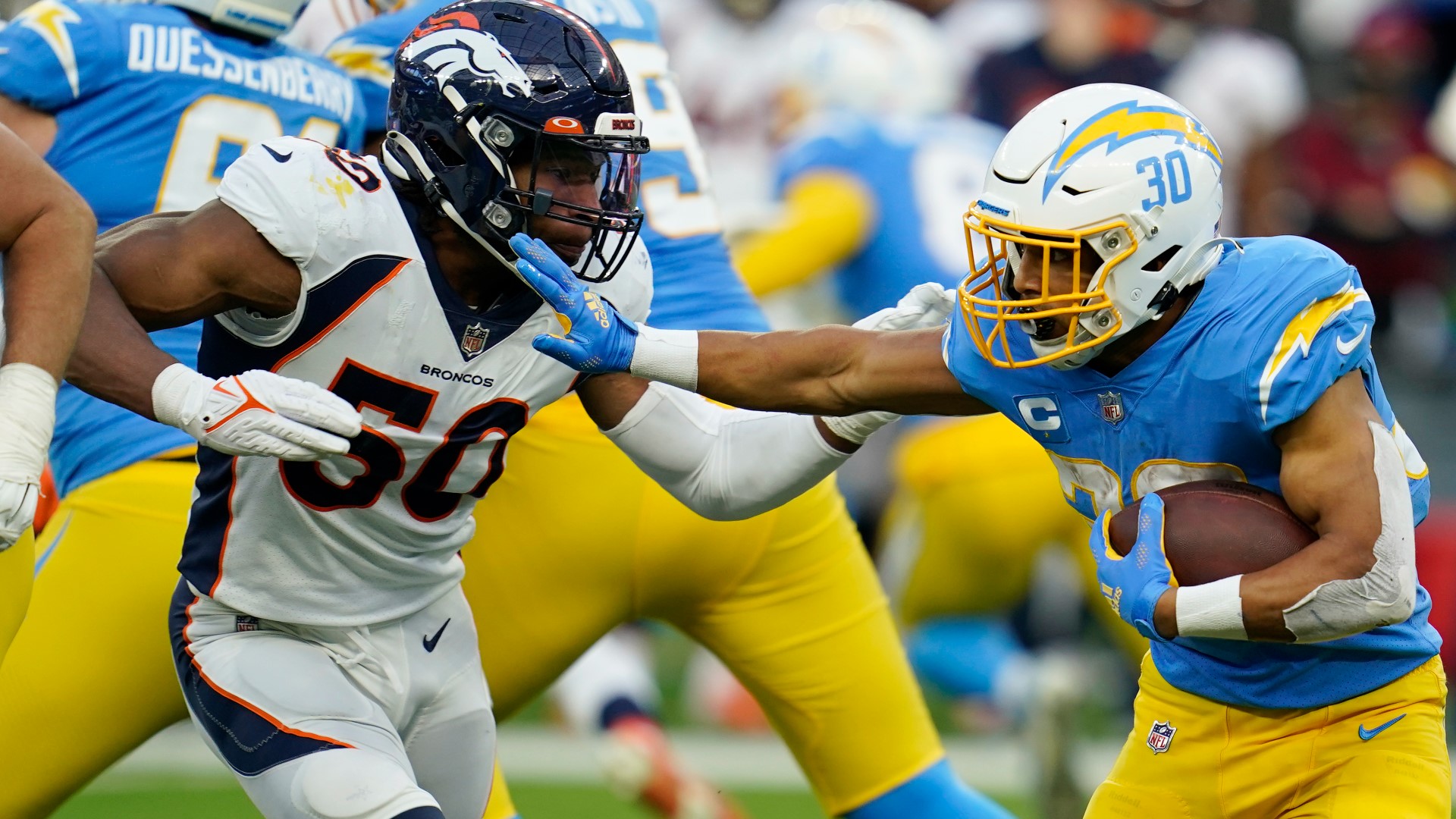 Broncos inside linebacker Jonas Griffith well-rounded individual ...