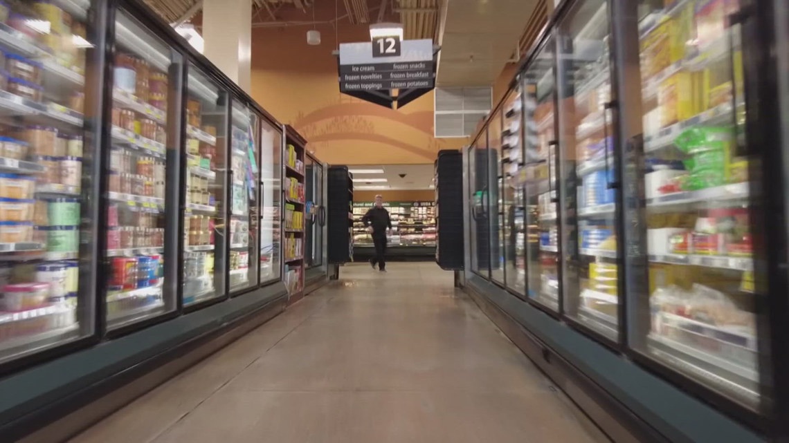 Safeway workers could strike as early as Sunday | 9news.com