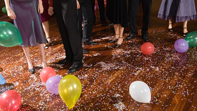 Colorado students host virtual prom amid COVID-19 pandemic | 9news.com