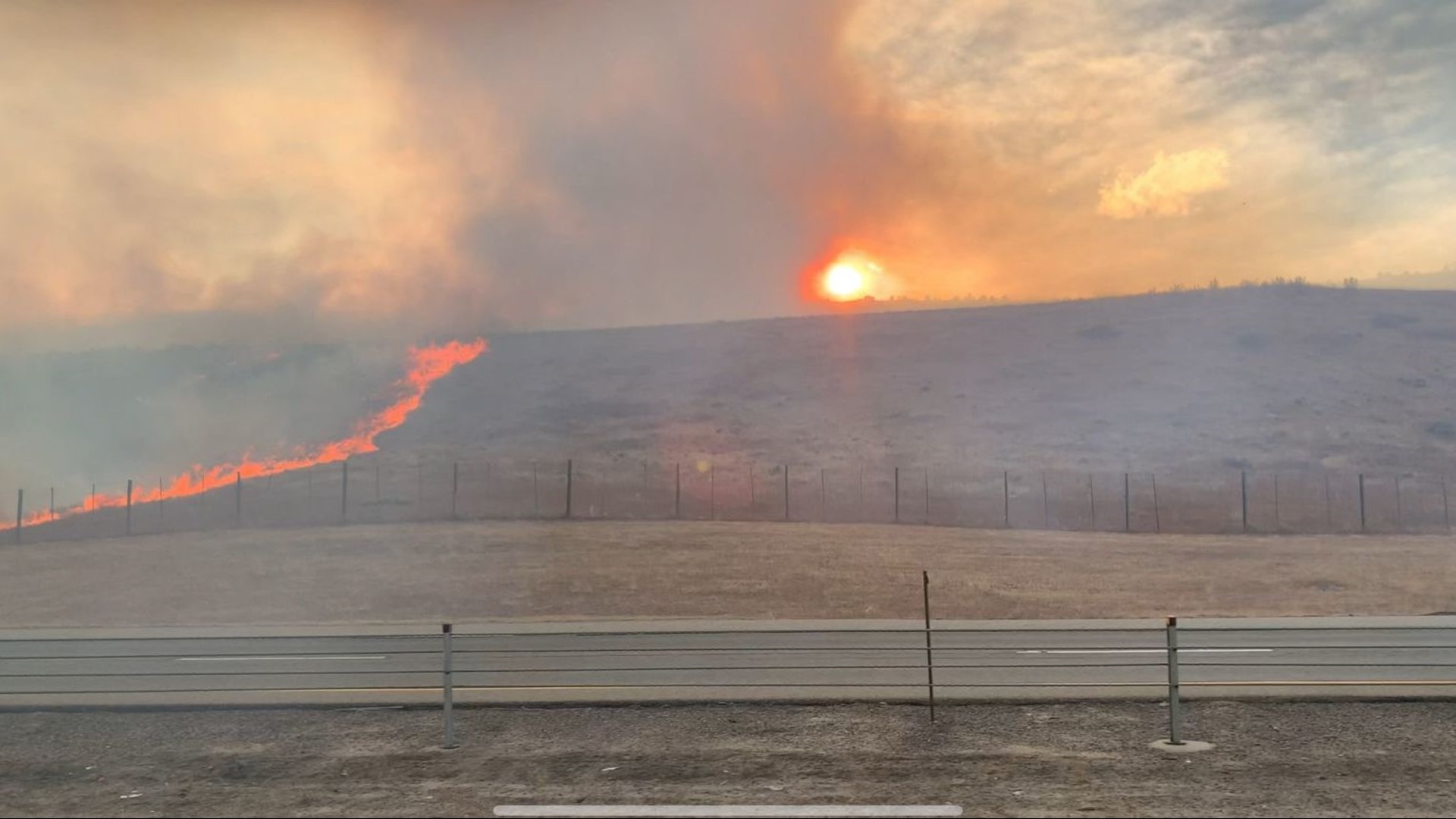 Fire crews identify suspect in wildfire near Chatfield State Park ...