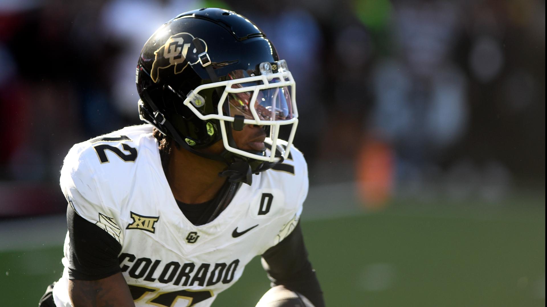 Travis Hunter honored at College Football Awards | 9news.com