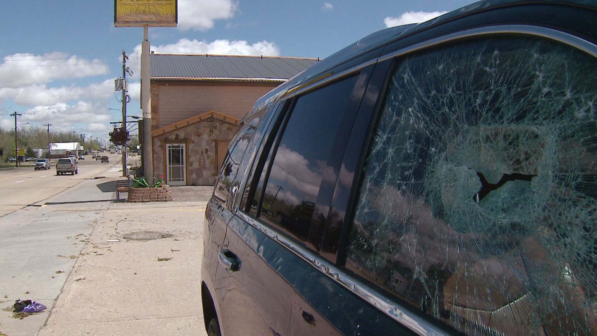 Yuma residents cleaning up after huge hailstorm | 9news.com