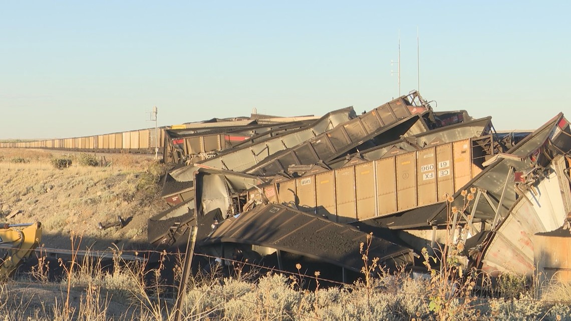 Coal train derails on Colorado overpass, killing one and shutting down ...