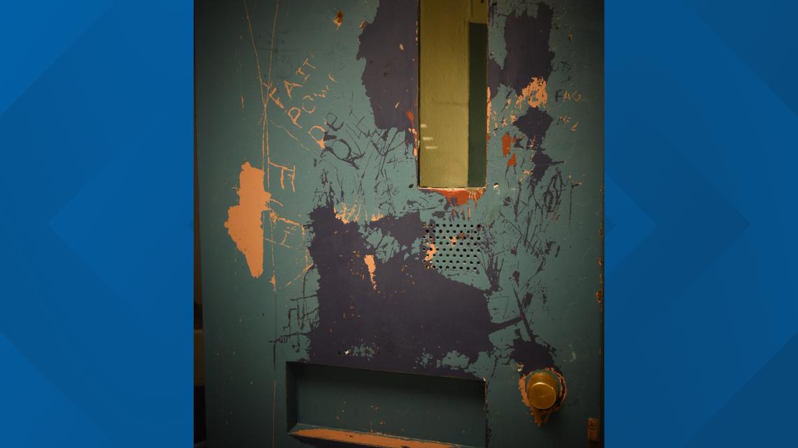 4-point restraints under scrutiny in Colorado prisons | 9news.com