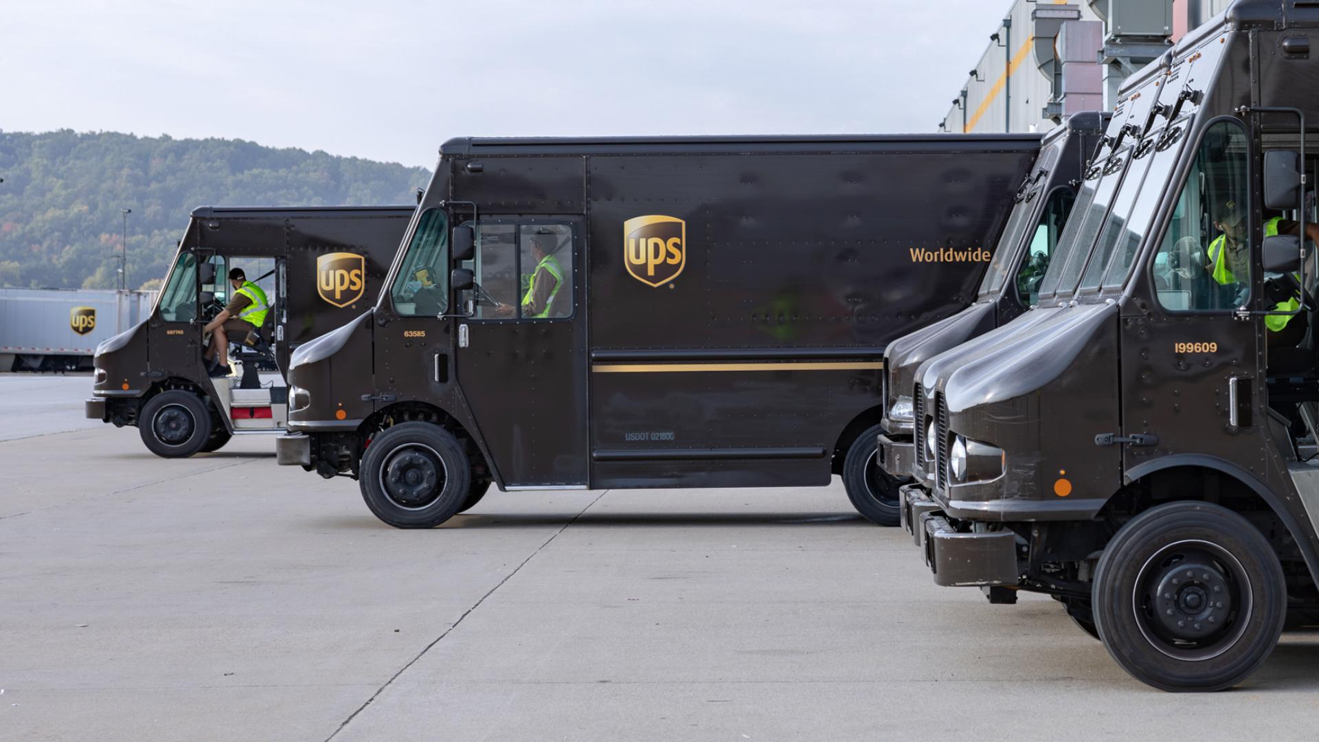 UPS announces hiring plans for 2024 holiday season | 9news.com