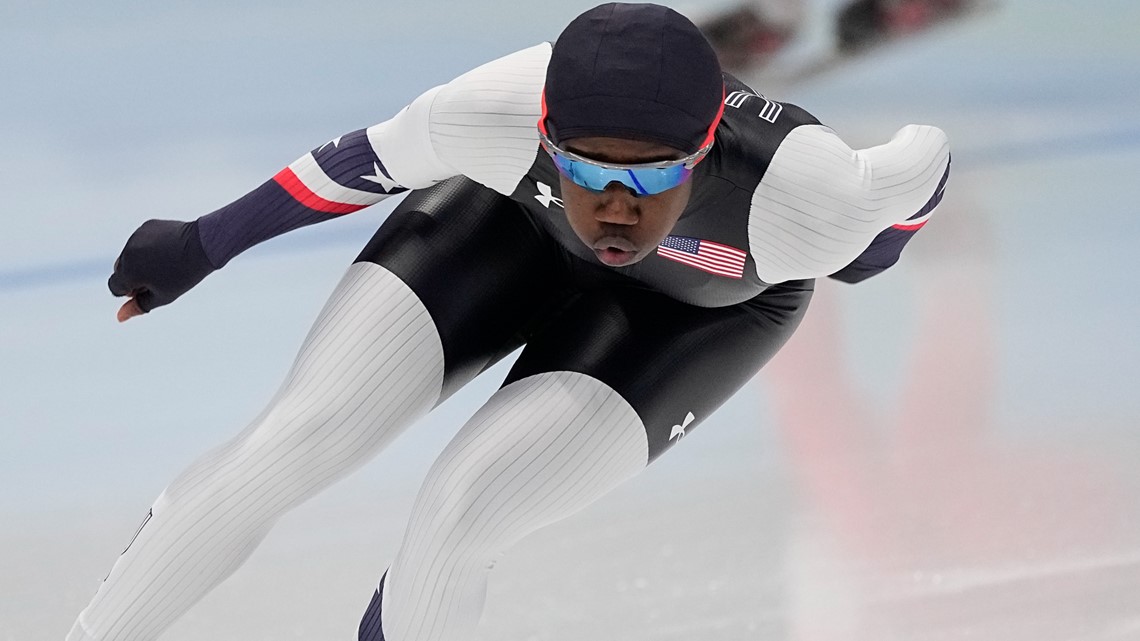 WATCH: Erin Jackson win gold in Olympics speed skating | 9news.com