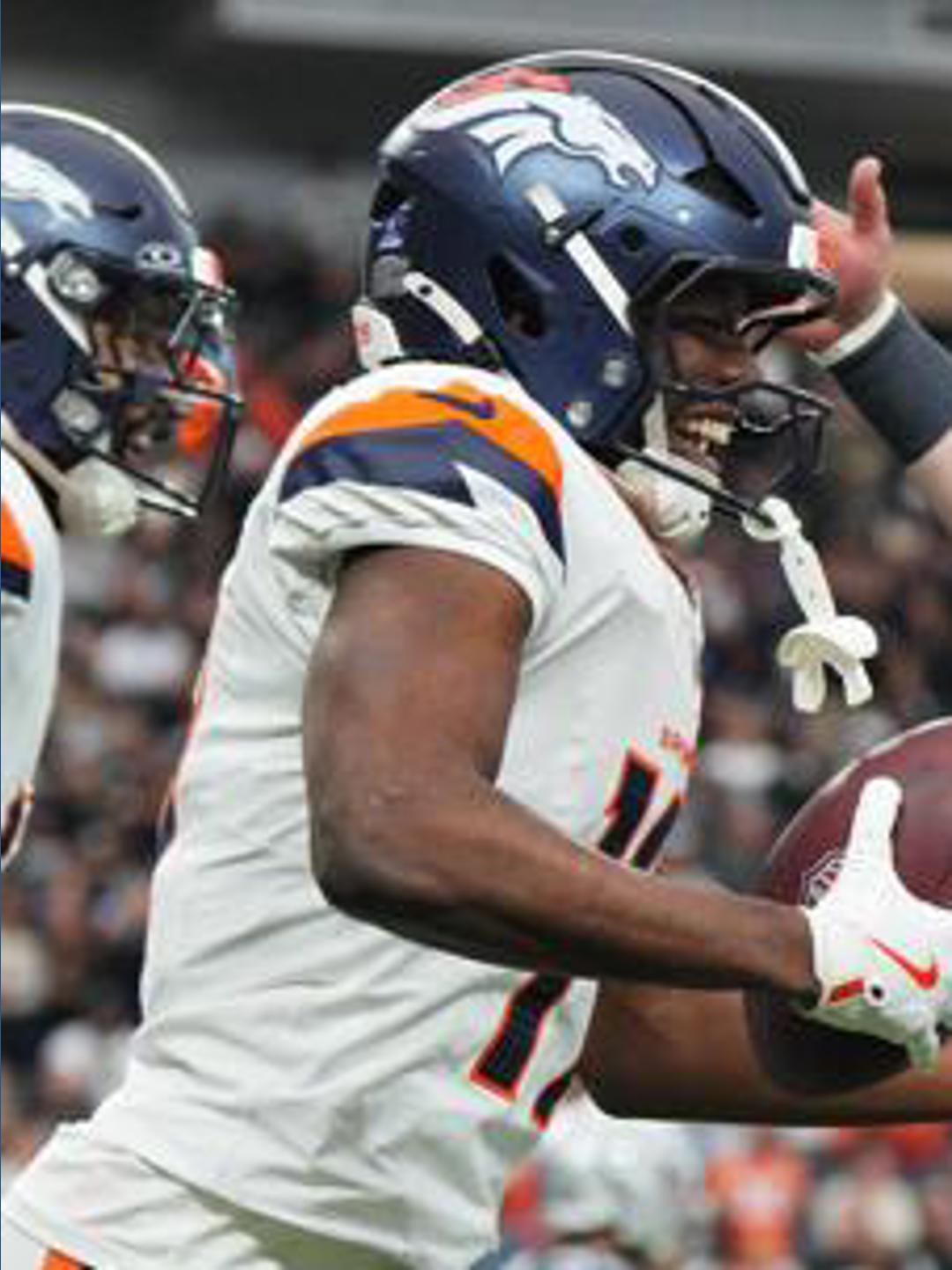 Mims punt return, two 9-minute TD drives lifts Broncos past Raiders, 24 ...