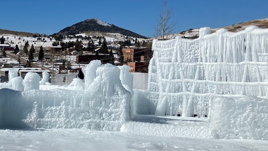 Ice Castles in Colorado: Frozen attraction grows in Cripple Creek ...
