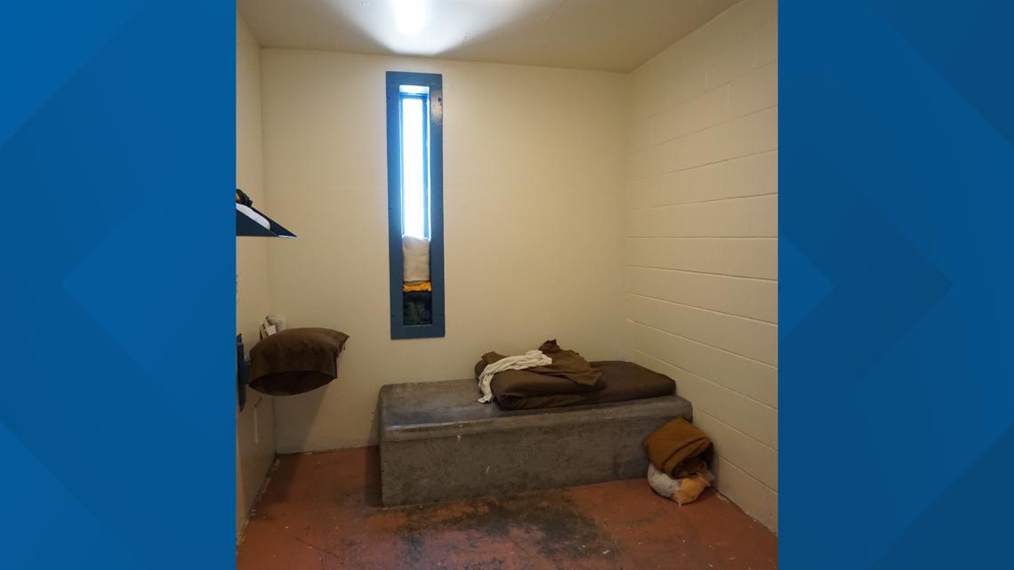 4-point restraints under scrutiny in Colorado prisons | 9news.com