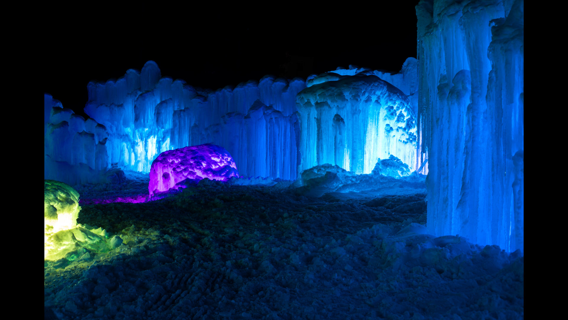 Ice Castles in Colorado: Frozen attraction grows in Cripple Creek ...