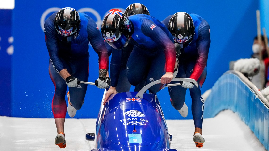 Winter Olympics top moments for Feb. 19: Skating, bobsled | 9news.com