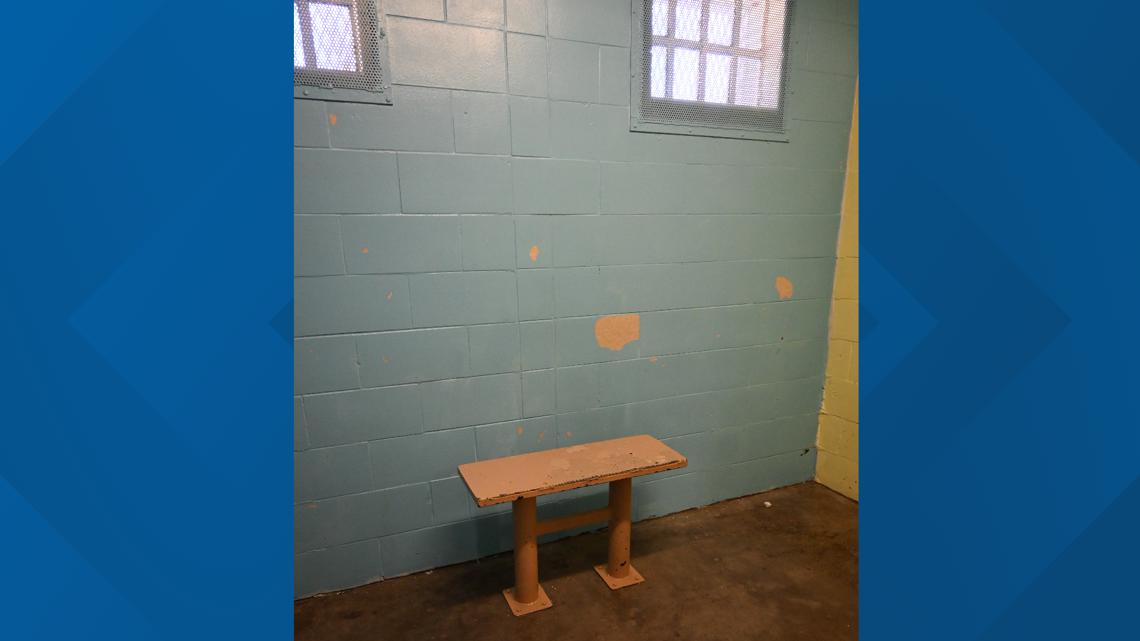 Photos show a 4-point restraints room in a Colorado prison | 9news.com