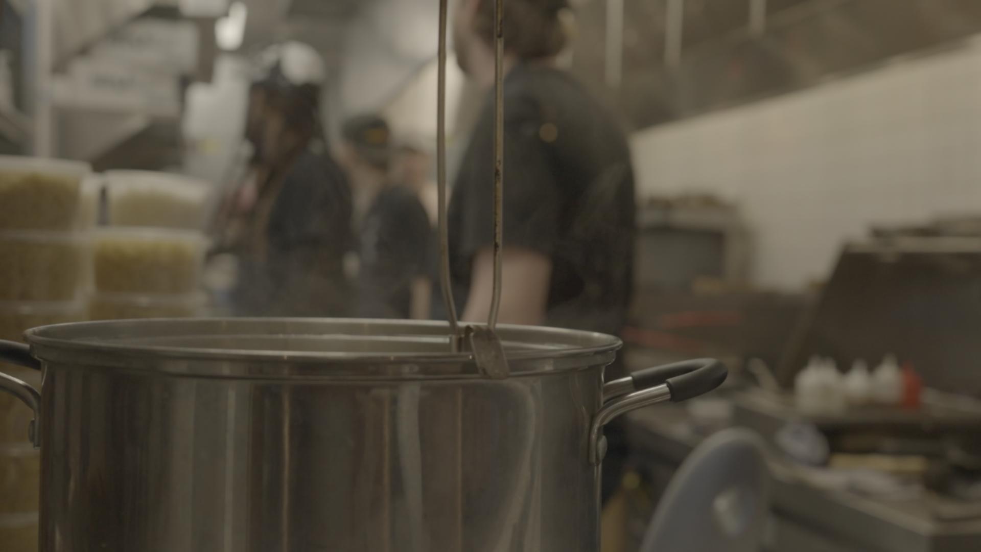 Experts and restaurant owners work to dispel MSG myth | 9news.com