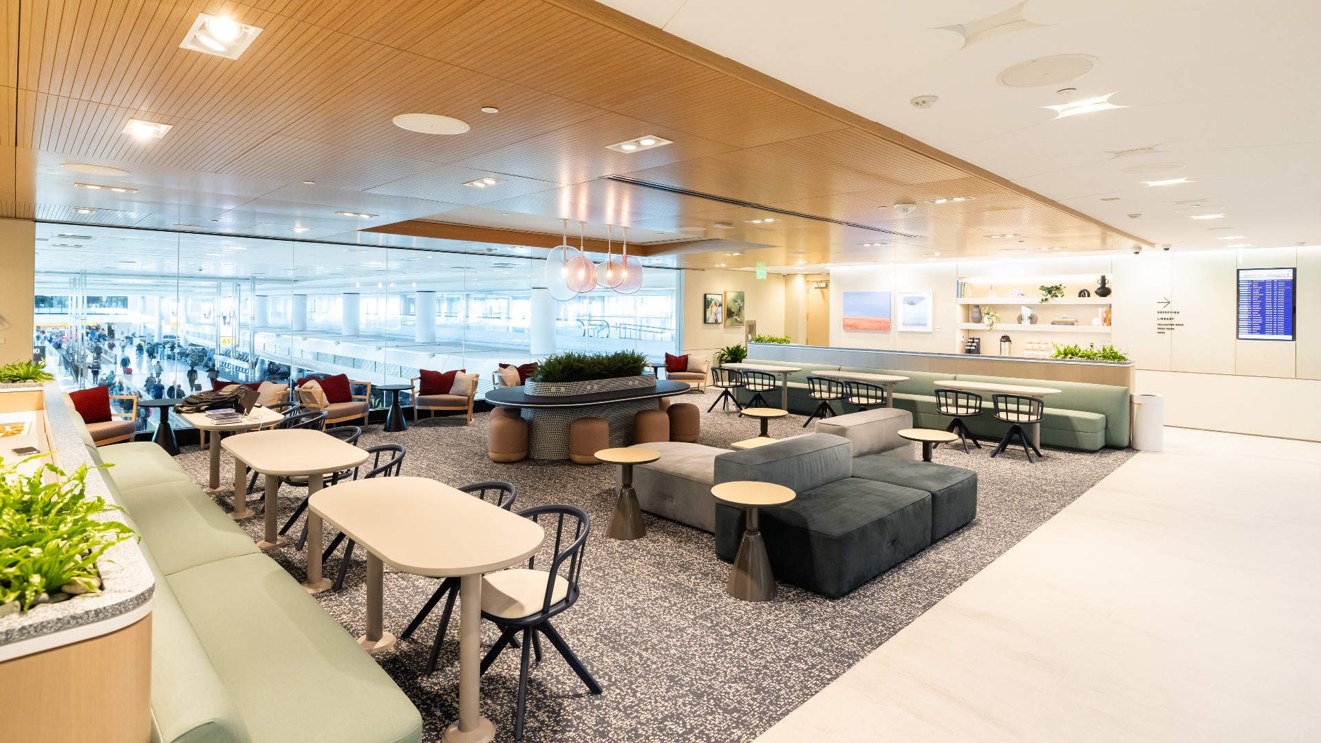 A first look at DIA's new Capital One Lounge | 9news.com