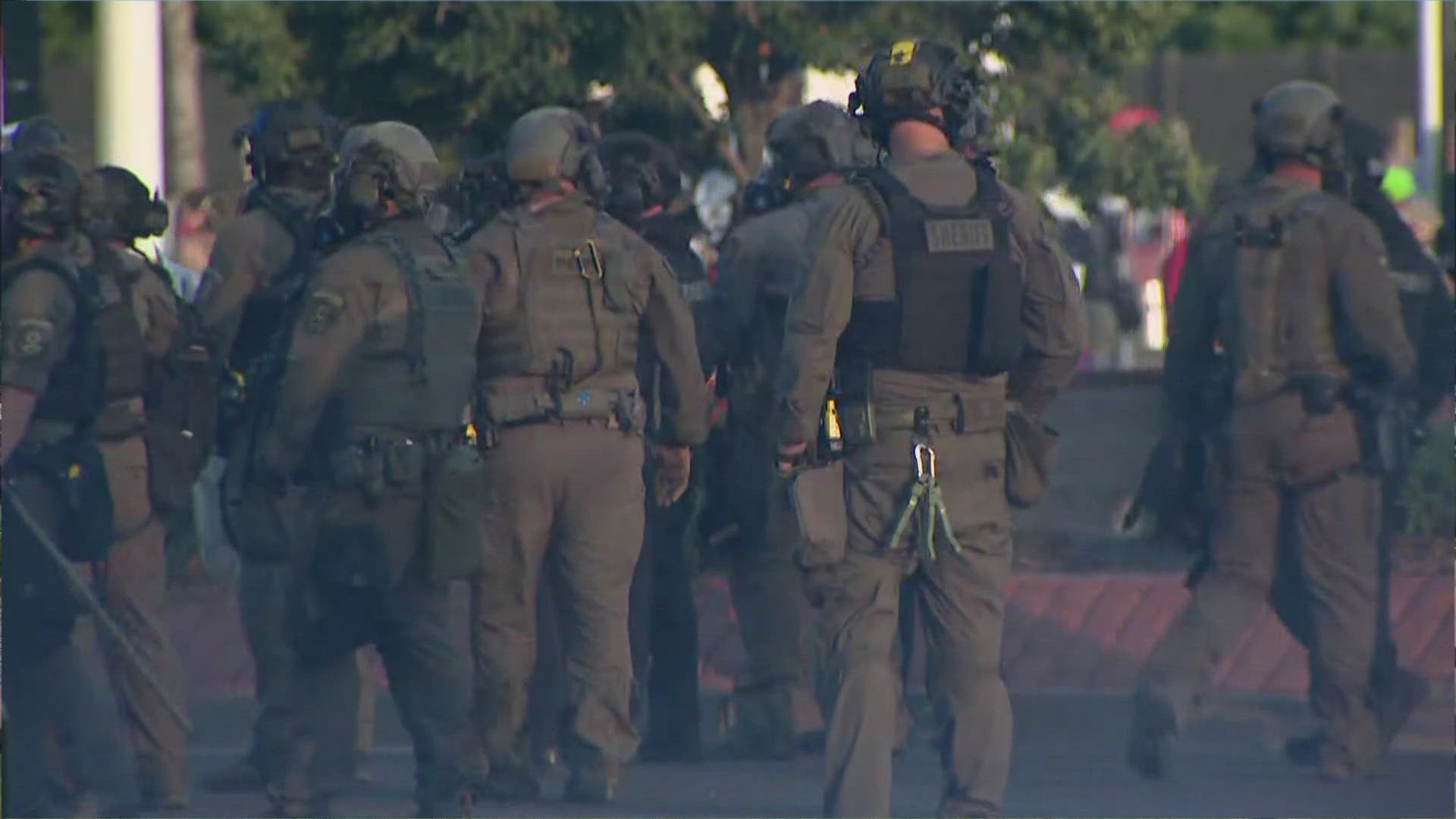 Police, protesters clash in Denver | 9news.com