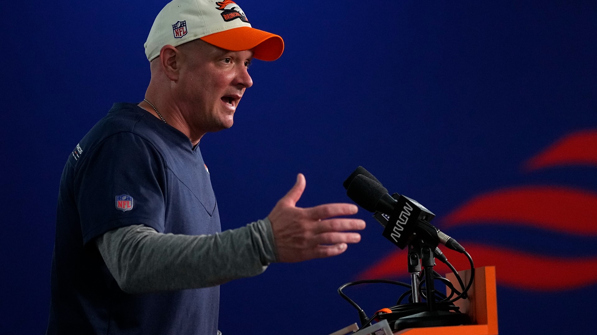 Broncos fans countdown chants has Hackett hurrying to fix issues ...