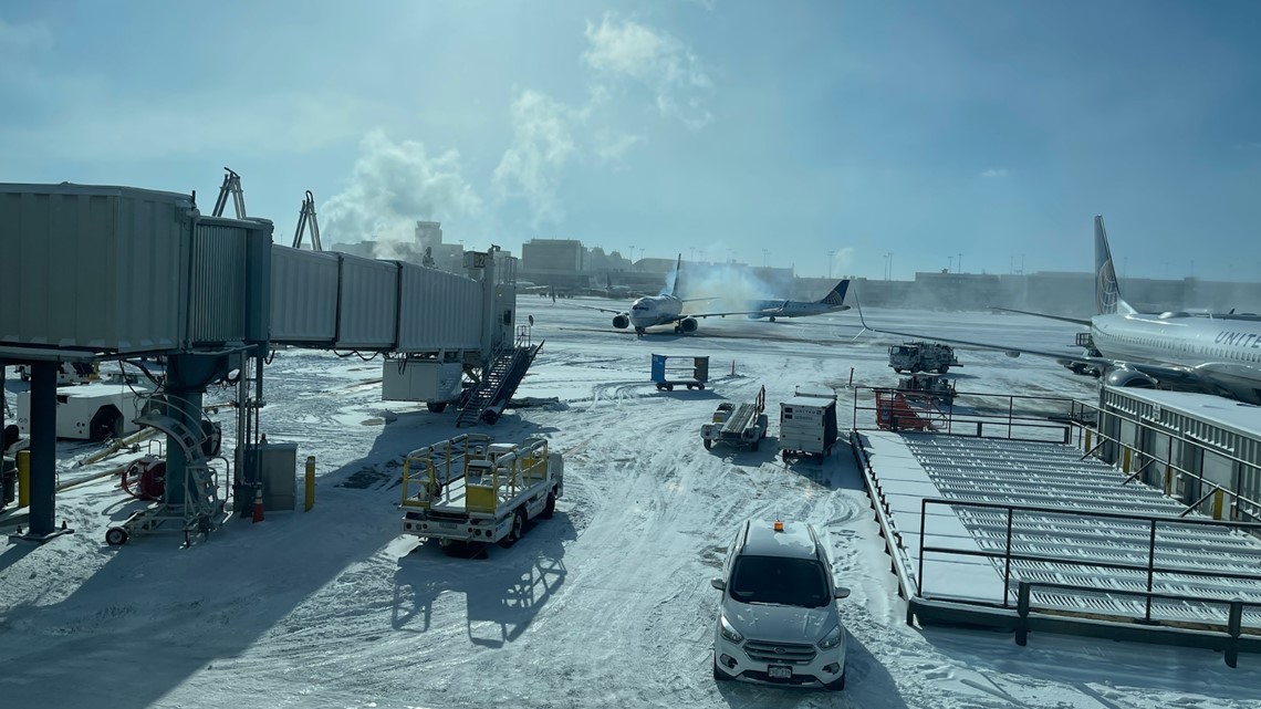 Snow, extreme cold at Denver International Airport | 9news.com