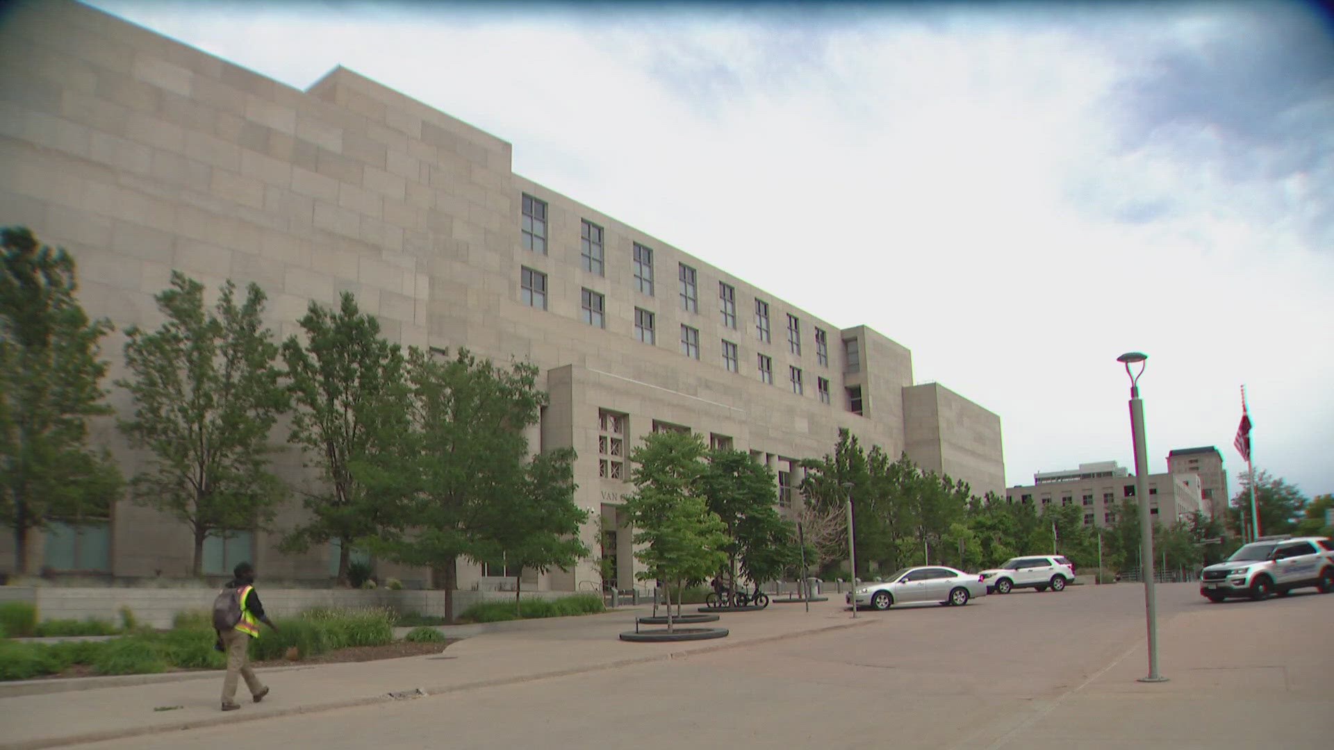 Parolee charged with 2 deaths in Aurora now charged in homicide inside ...