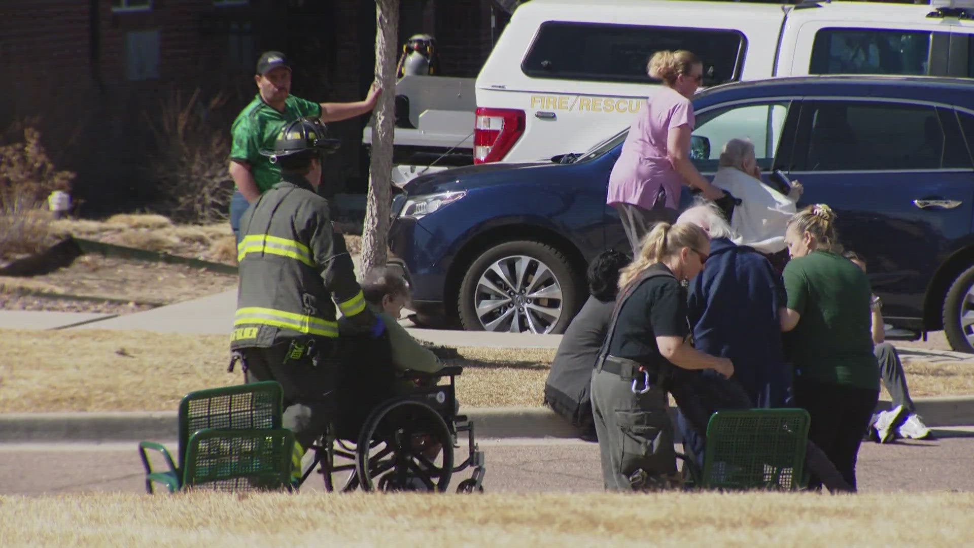 Fire, explosion at southeast Denver retirement community | 9news.com