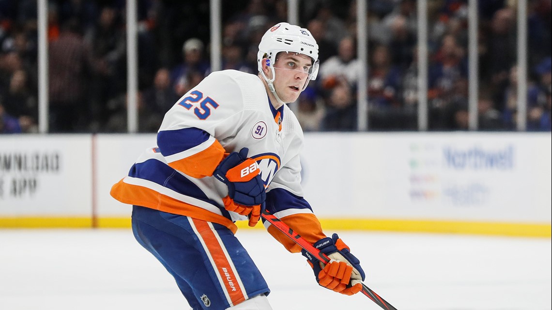 Colorado Avalanche sign defenseman Devon Toews to 4-year deal | 9news.com