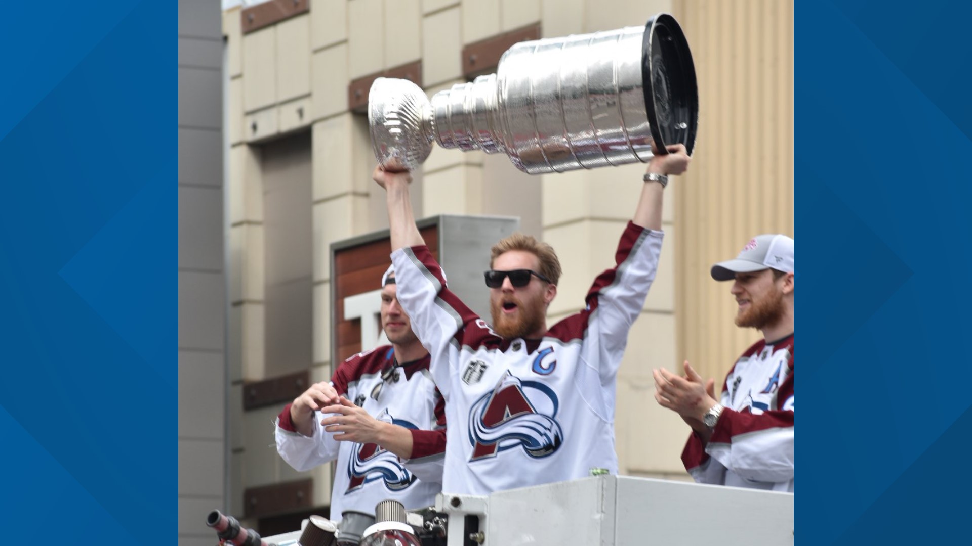 Colorado Mammoth receive diamond rings, raise championship banner ...