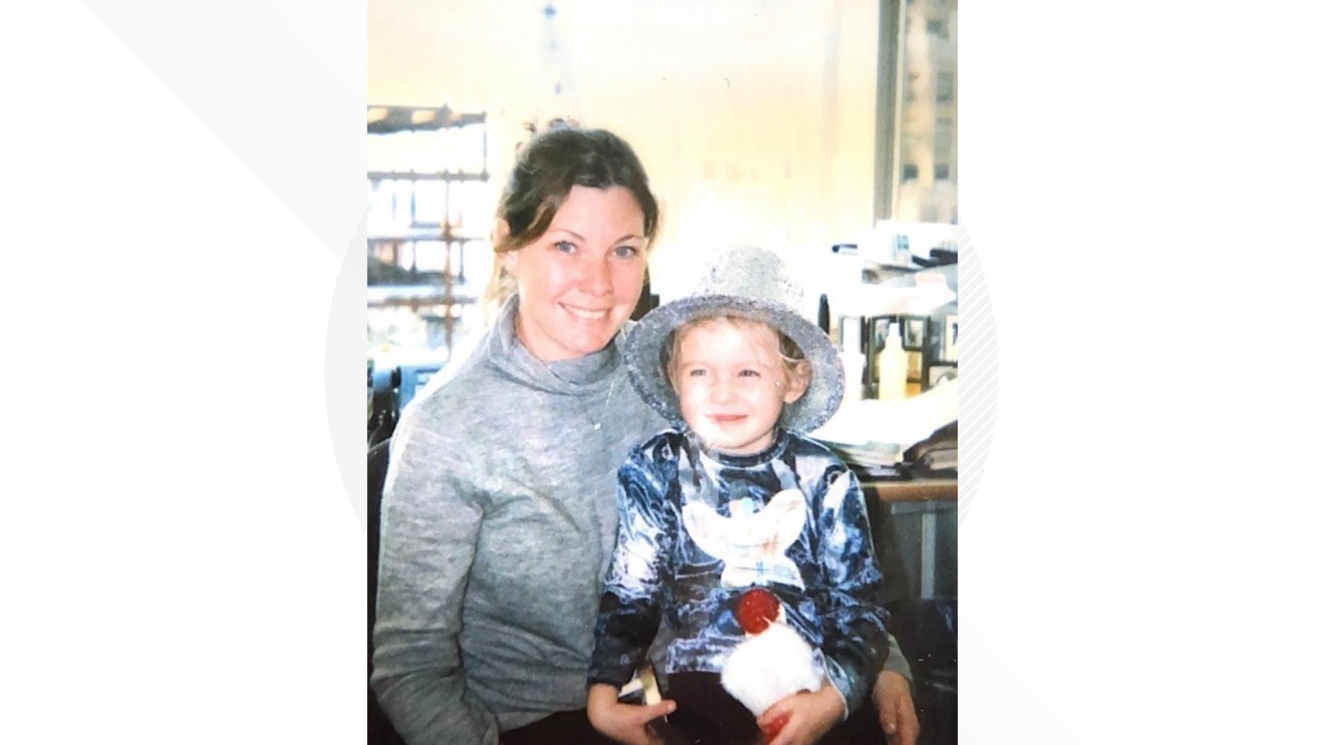 Olivia Mackenzie and her mother, Lynn Murray, who was killed in the ...