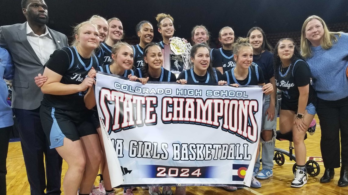 Riverdale Ridge wins 4A girls basketball over Holy Family | 9news.com