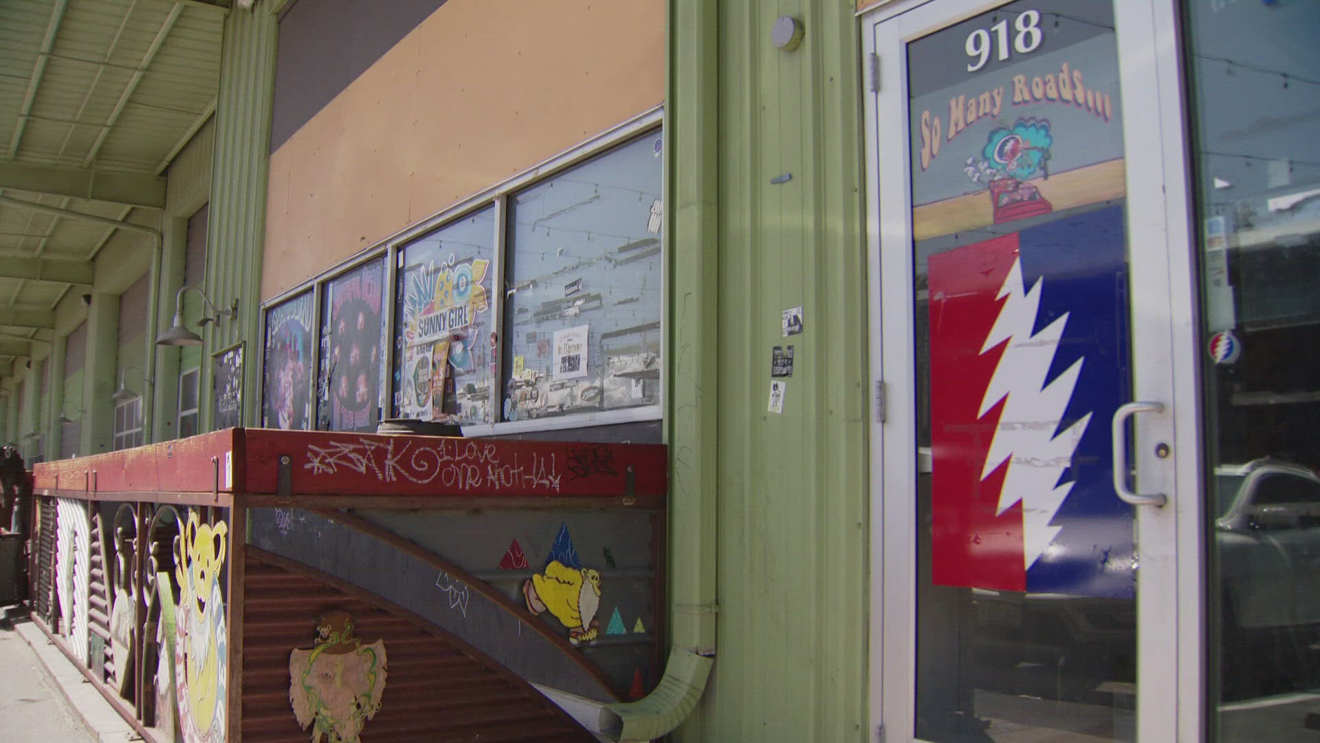 Man accused of smashing through a Greeley school's front doors has 5 ...