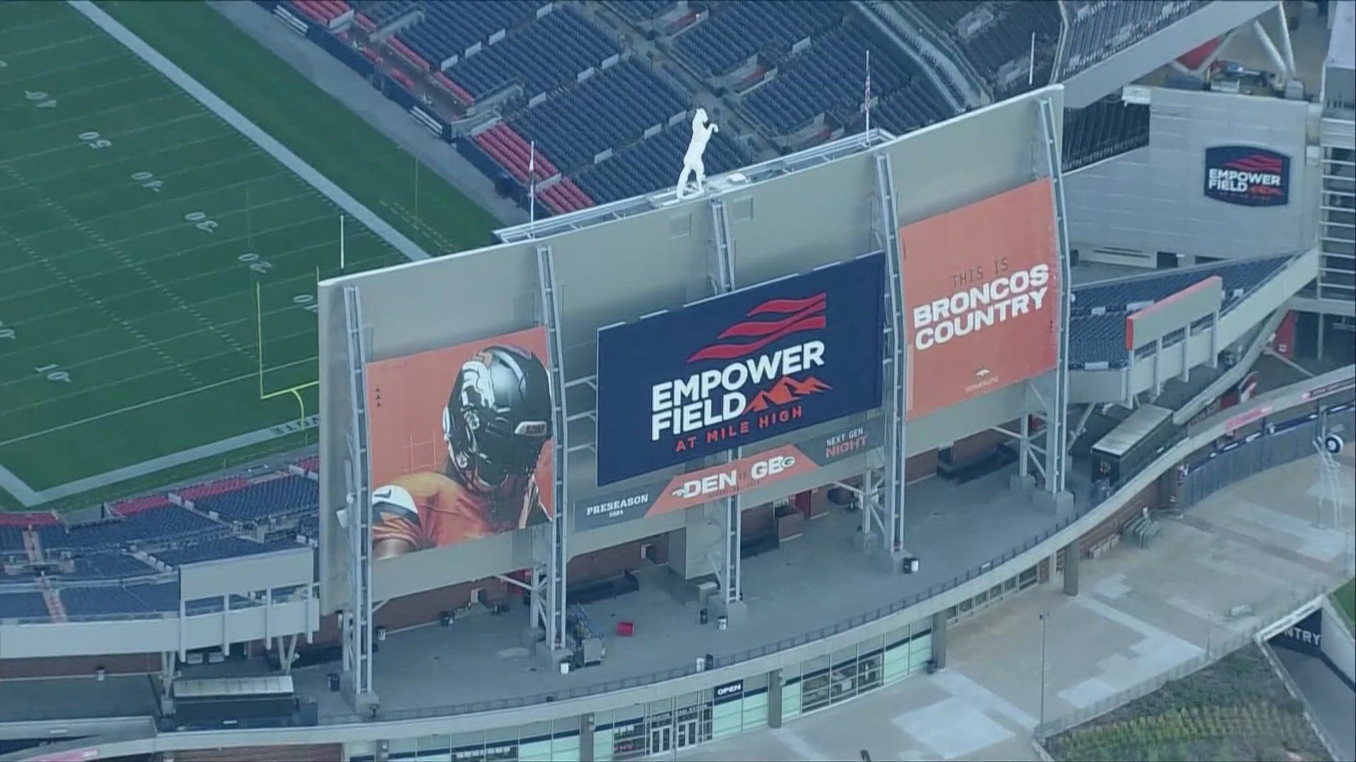 Ian Book joining Denver Broncos for quarterback tryout this weekend ...