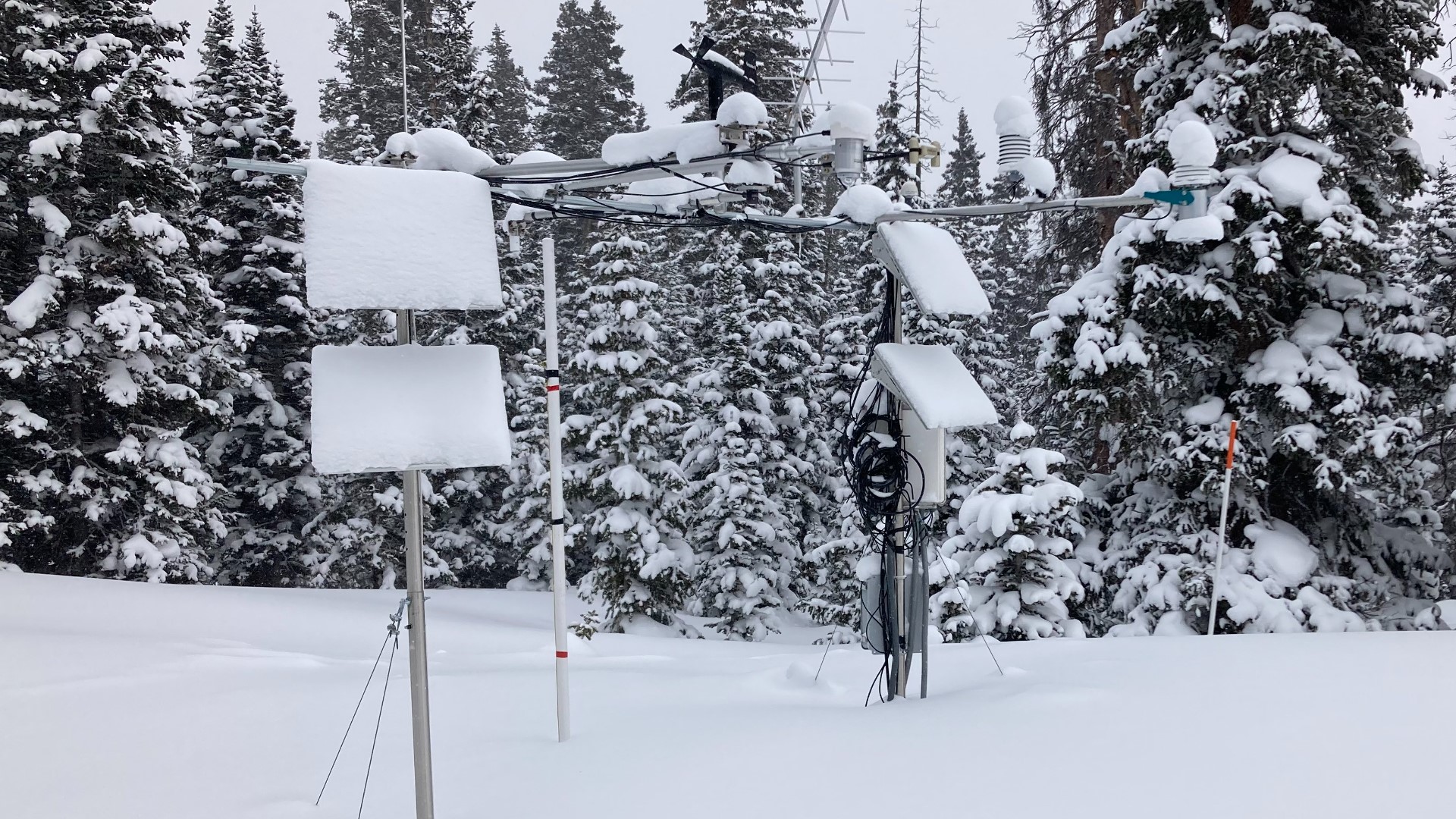How SNOTEL's help us track the snowpack and water | 9news.com