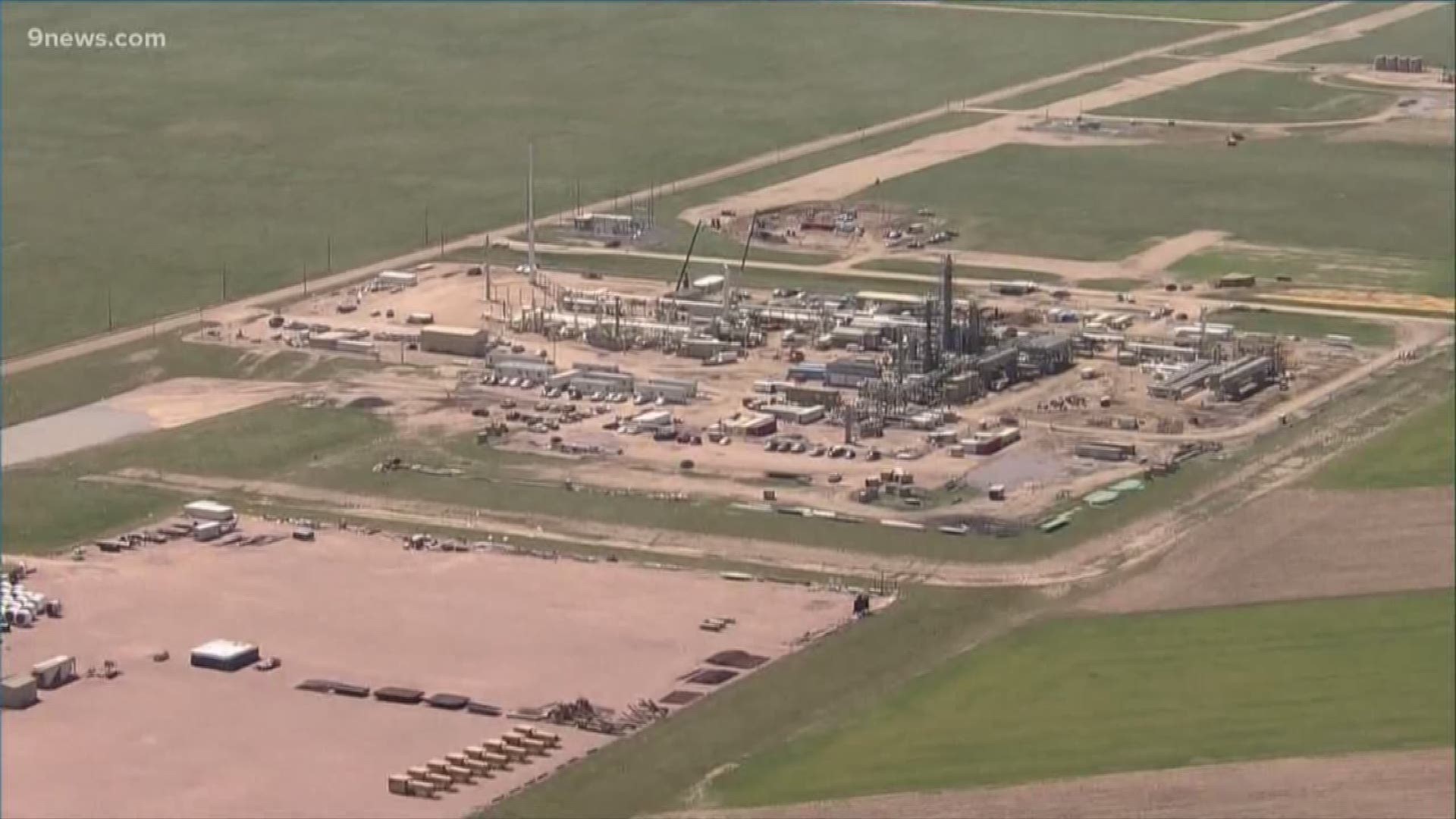 Flash fire injures 3 at natural gas plant in northern Colorado | 9news.com