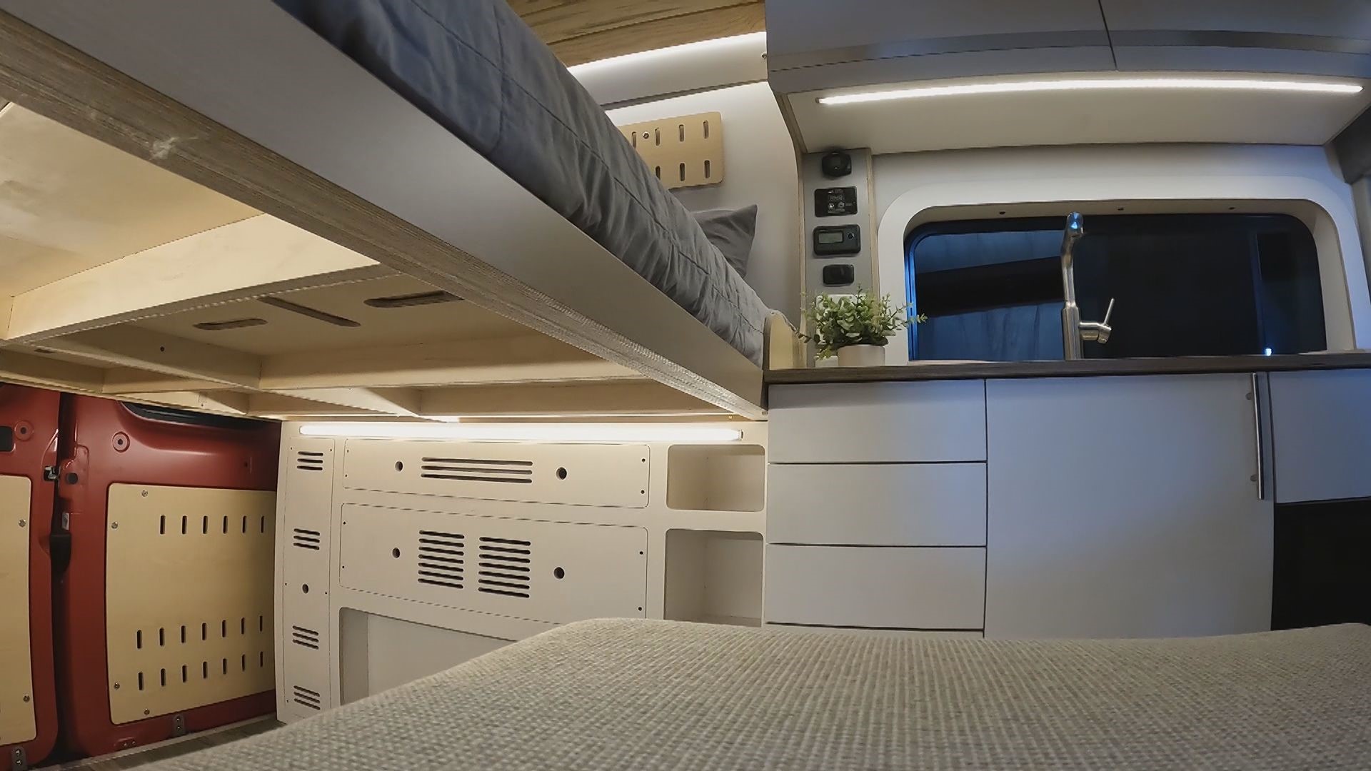 Eagle testing out van life concept | 9news.com