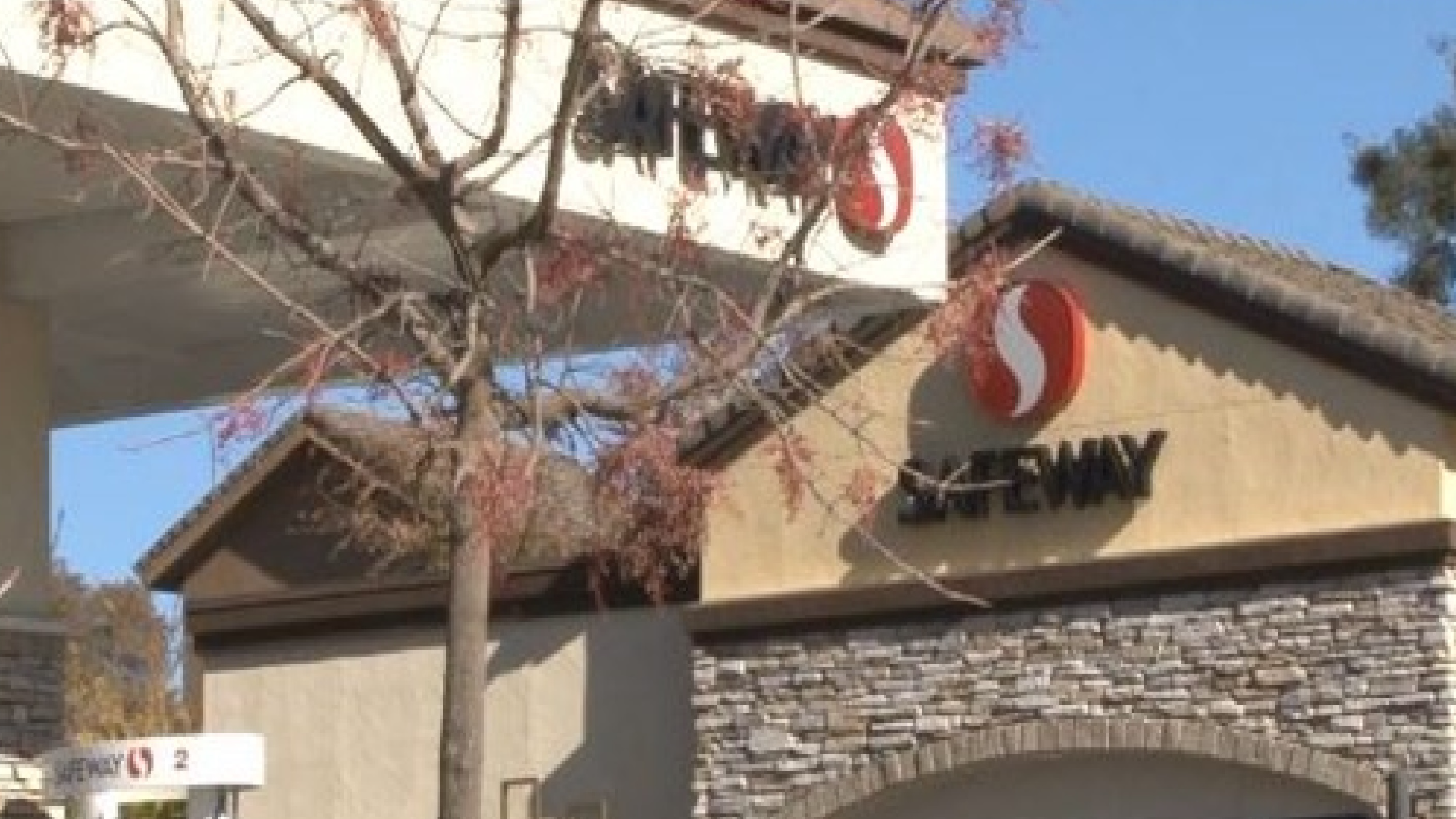 UFCW Local 7 reaches tentative agreement with Safeway | 9news.com