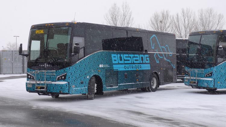 Bustang adds routes, Fort Collins to Denver, including weekends | 9news.com