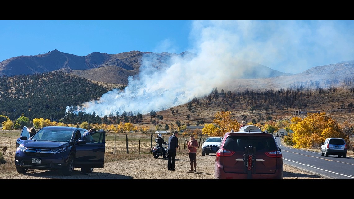 Boulder County wildfire forces evacuations north of city | 9news.com