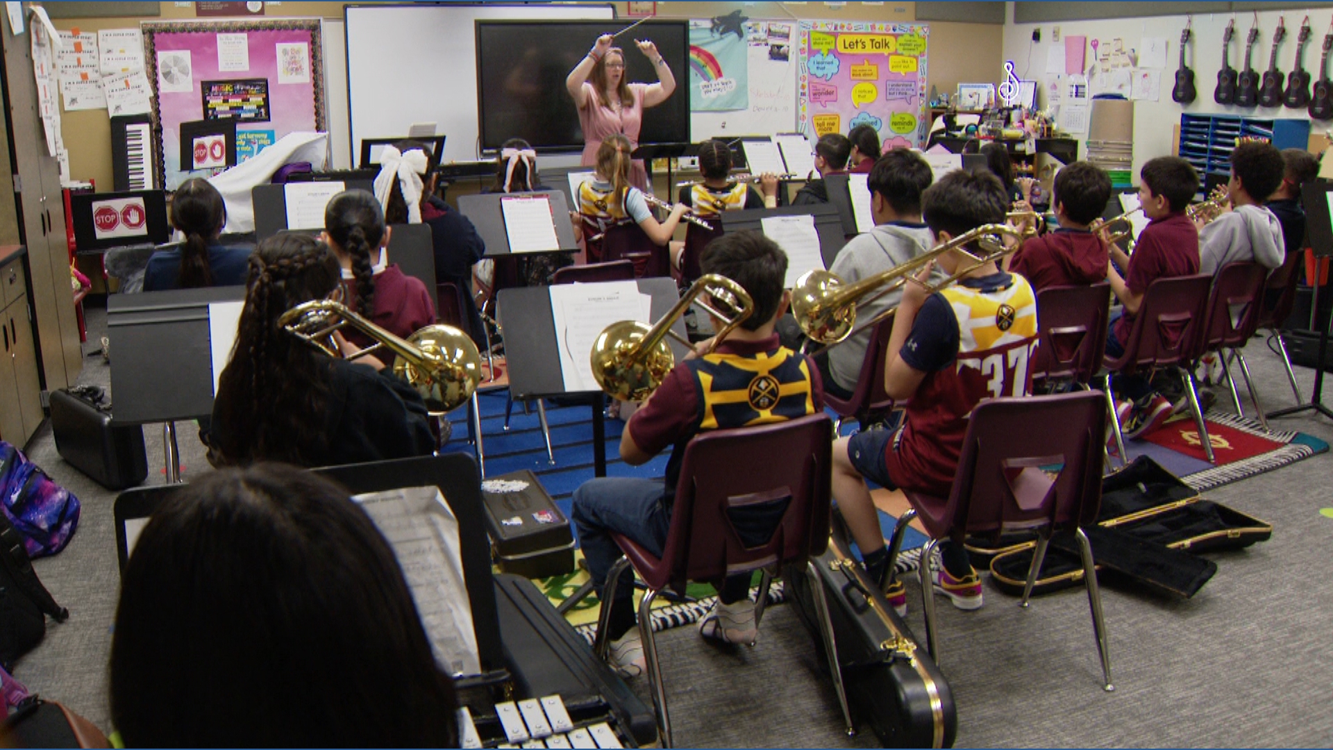 Nonprofit's donations transform music program at northeast Denver ...