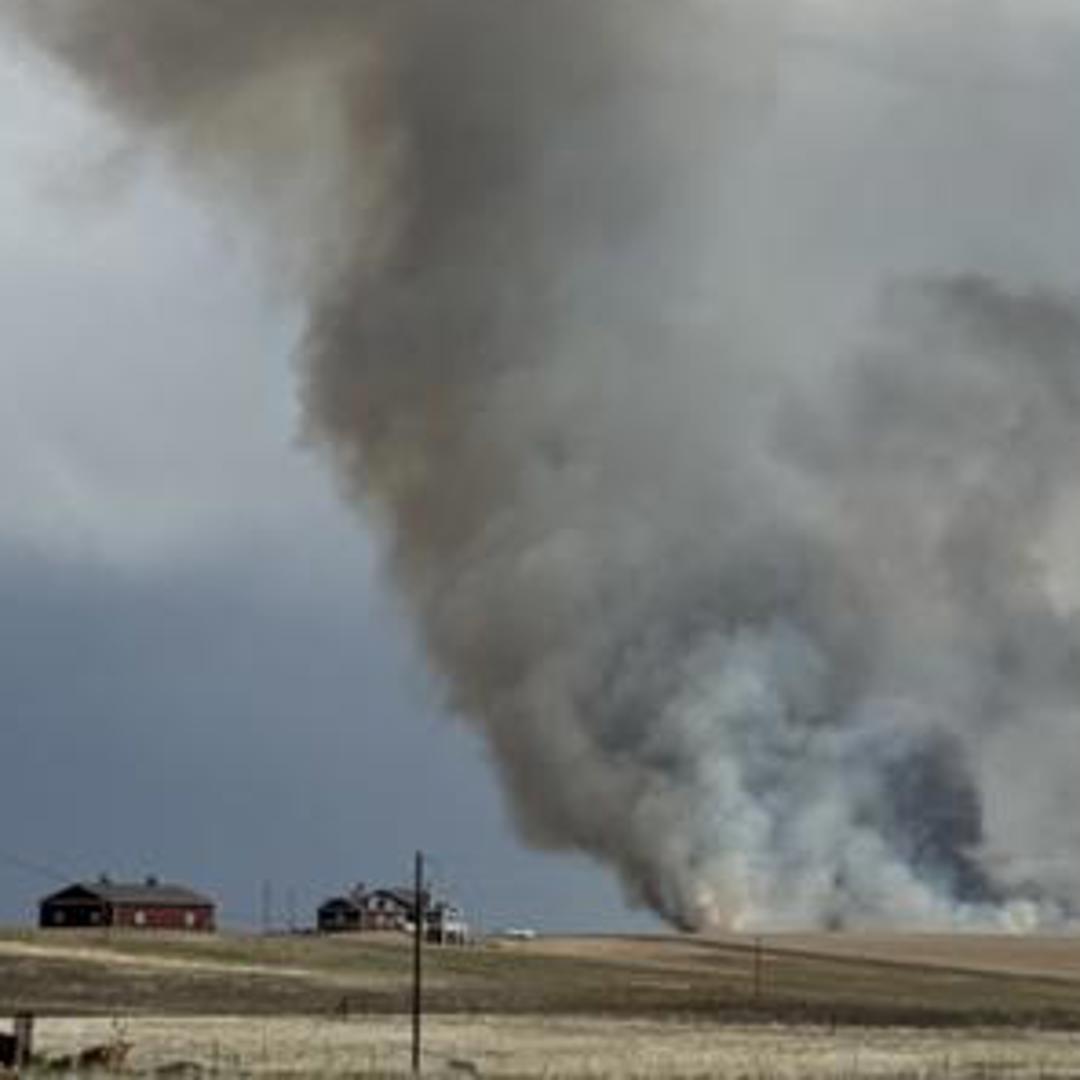 Grass fire in Adams County contained at 640 acres | 9news.com
