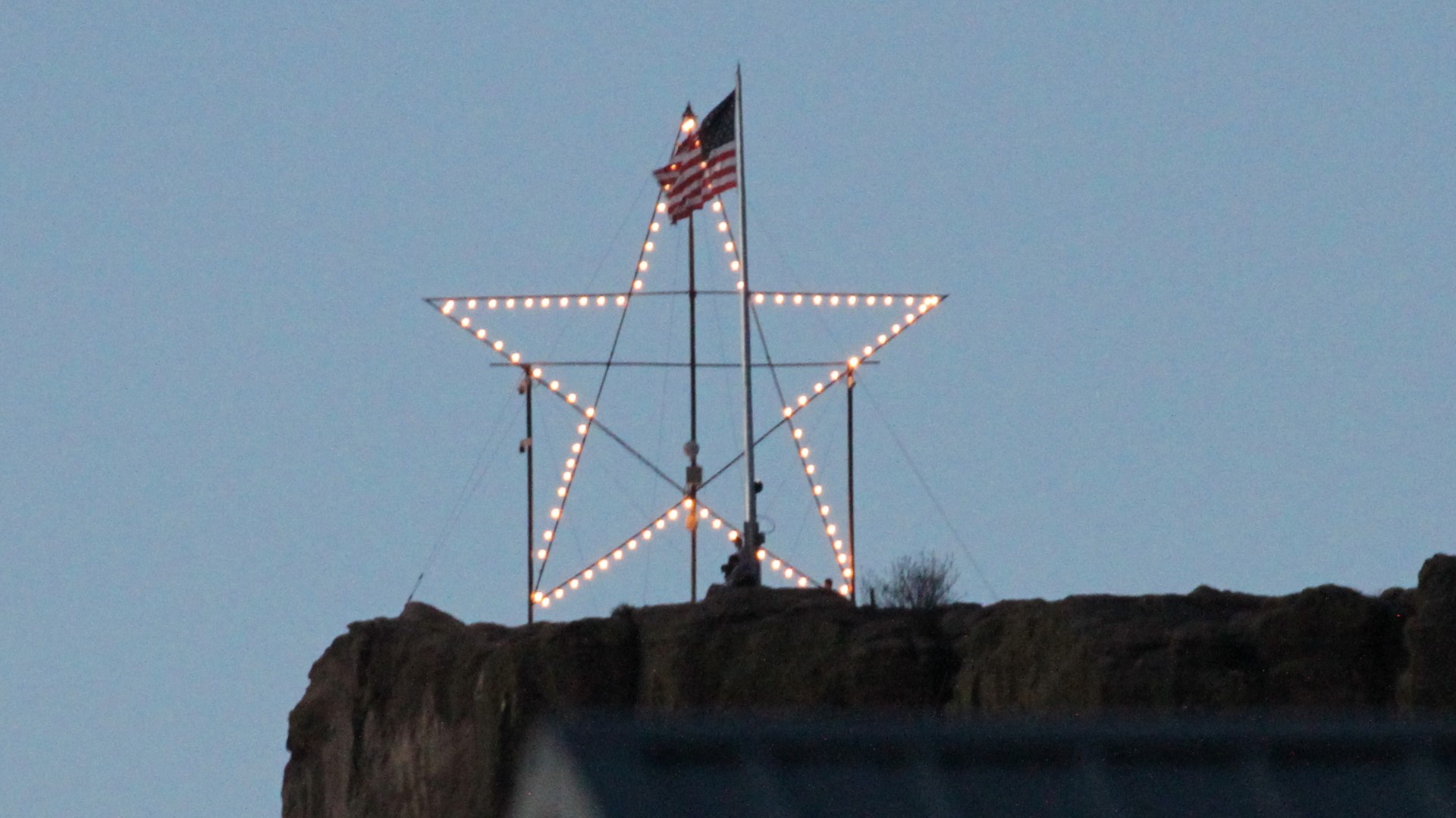 Castle Rock Star has been a shining symbol of hope since 1936 | 9news.com