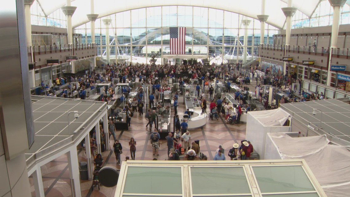 Lawmakers complain about long TSA wait times at DIA | 9news.com