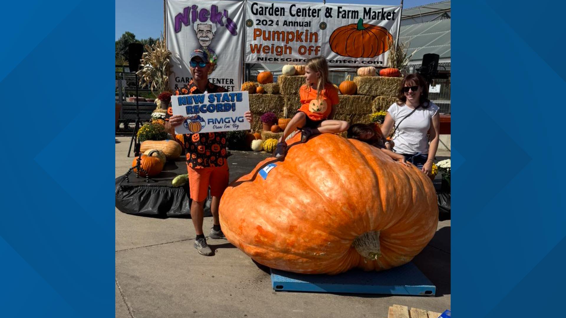 Firefighter grows Colorado's first 1 ton pumpkin | 9news.com