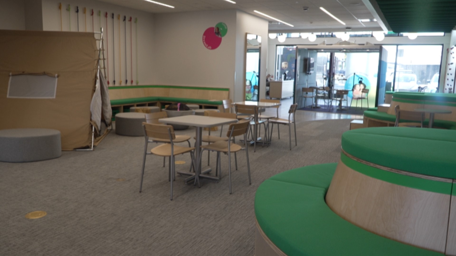 Girl Scouts of Colorado opens first DreamLab center in Denver | 9news.com