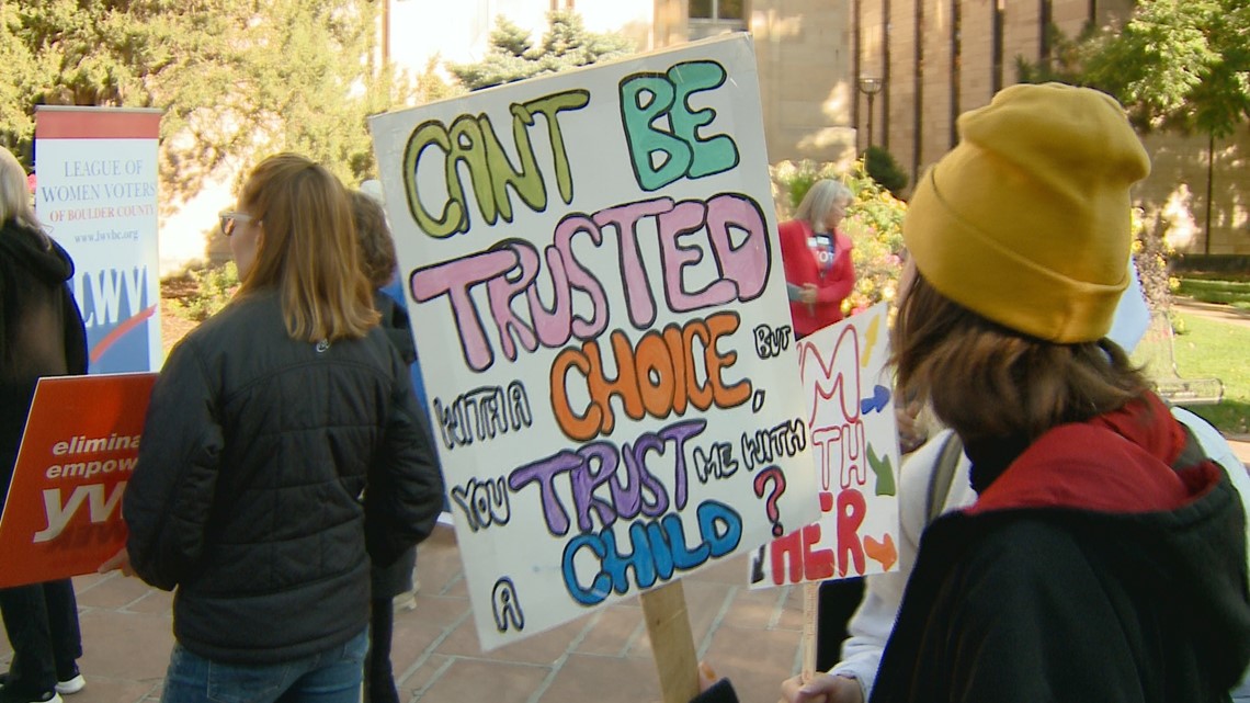 Women's march held in Denver, Boulder ahead of upcoming election ...