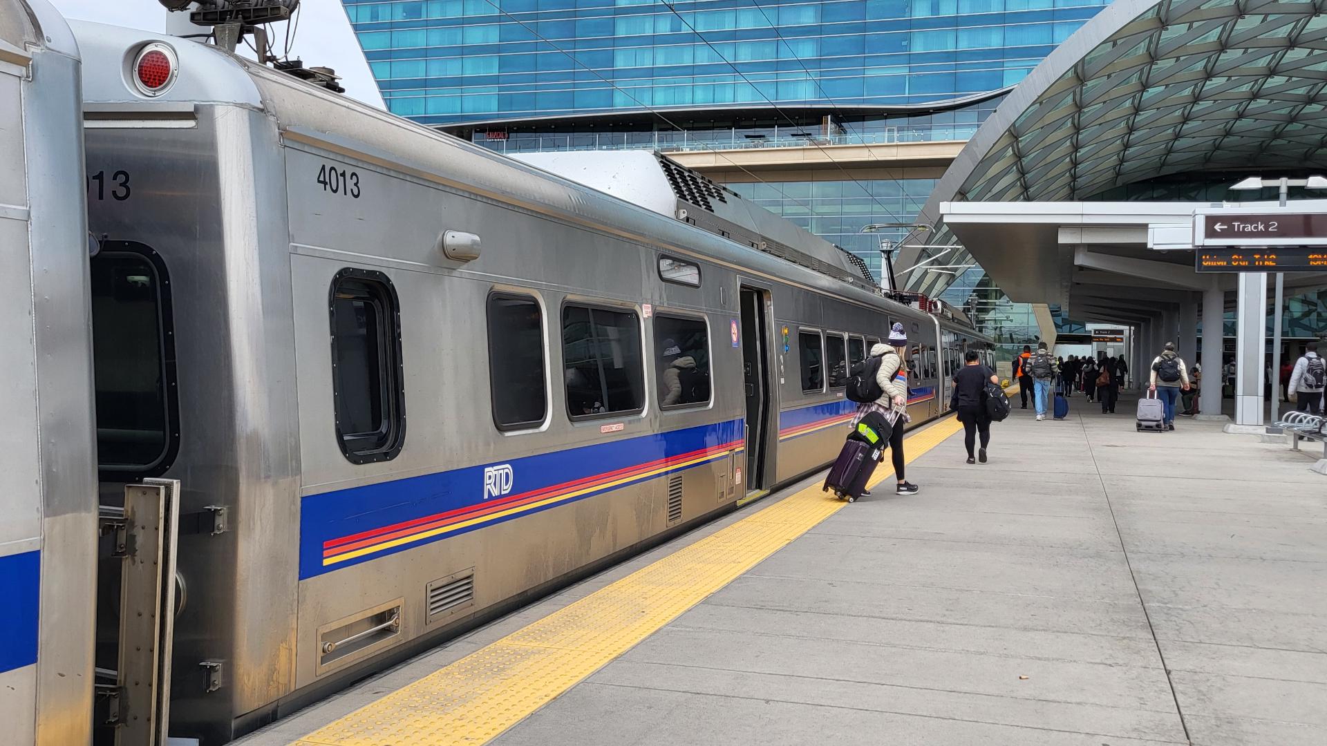 Denver A Line riders face delays amid signal issue | 9news.com