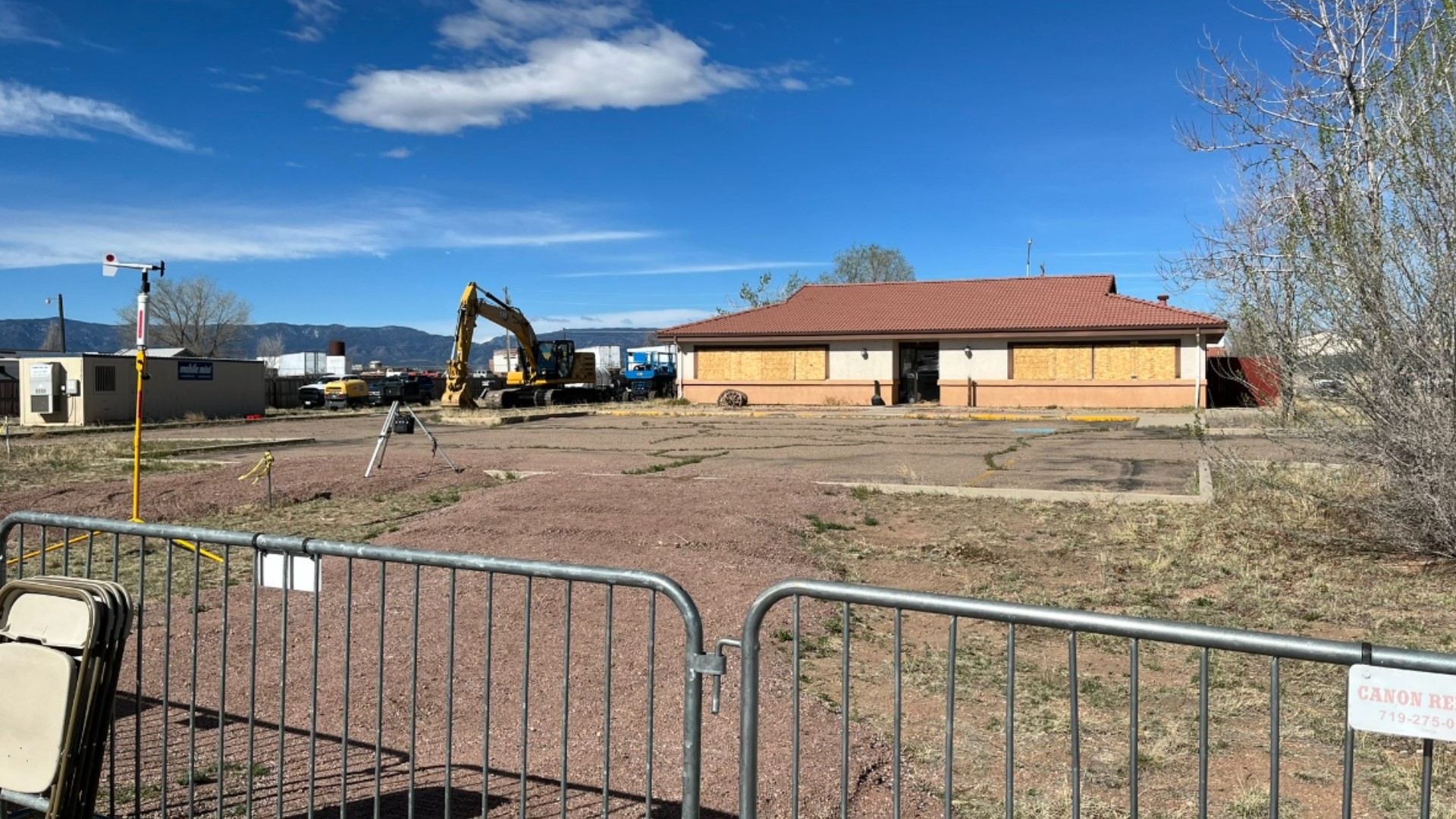 EPA tears down Colorado funeral home where 190 bodies were found ...