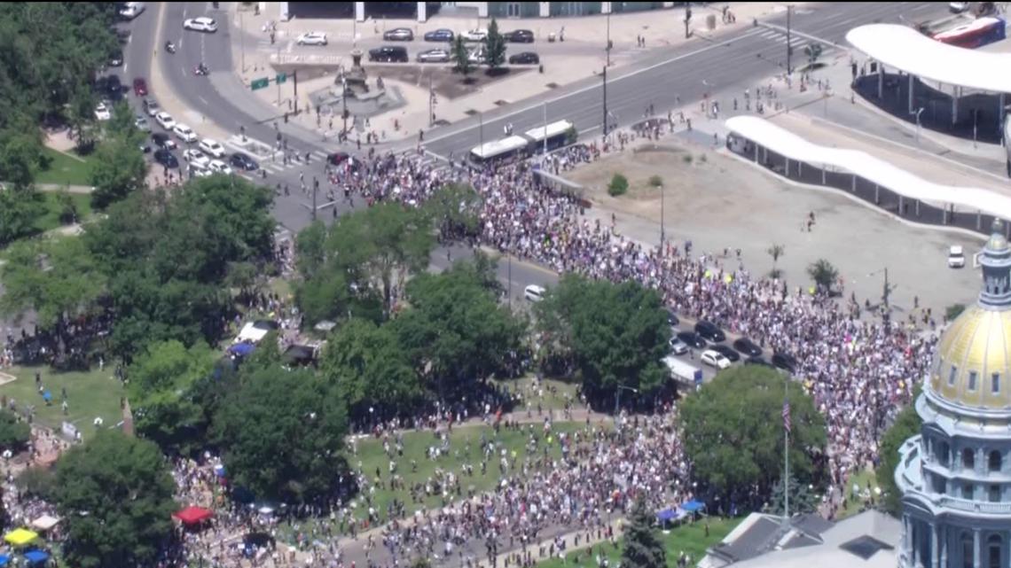 Protestas 'No Kings', o 'Sin Reyes', en Colorado | 9news.com