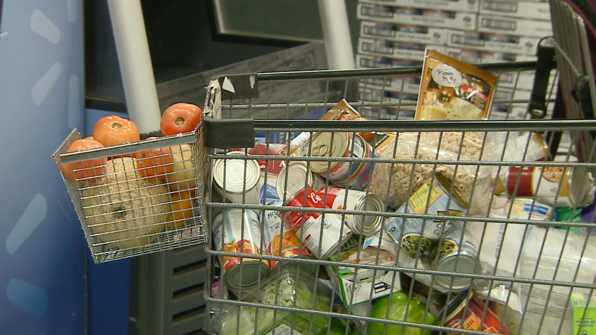 Community Food Share pantry in Colorado supports Spanish-speaking ...