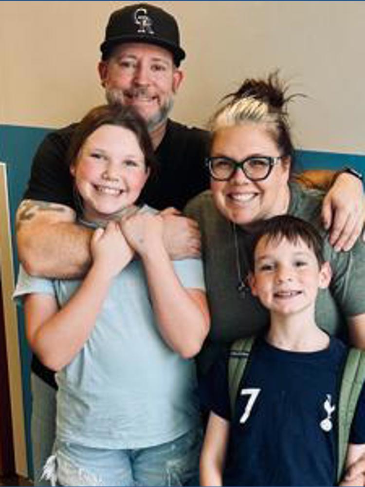 Colorado father reunites with family after weeks in ICE custody | 9news.com